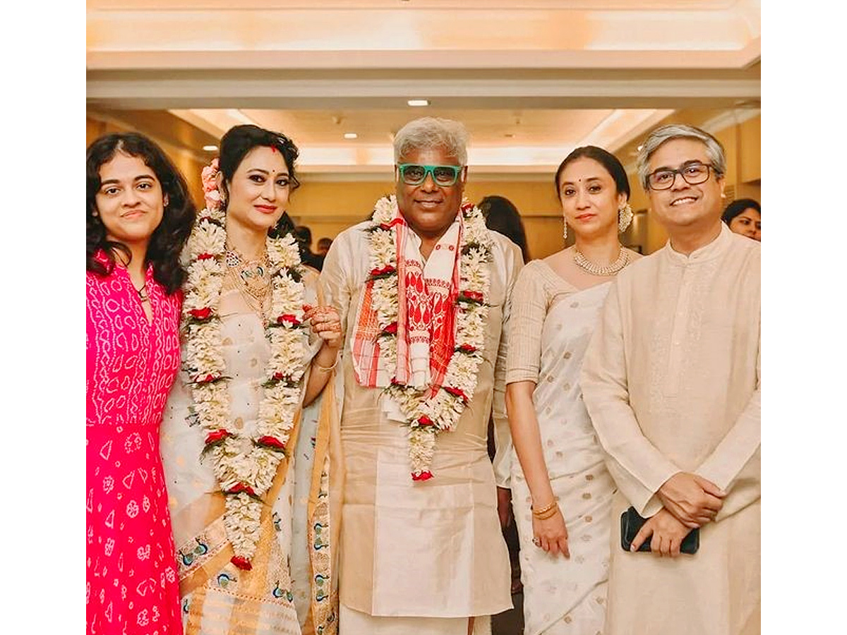 Actor Ashish Vidyarthi Ties The Knot With Rupali Barua: Photos - Sakshi